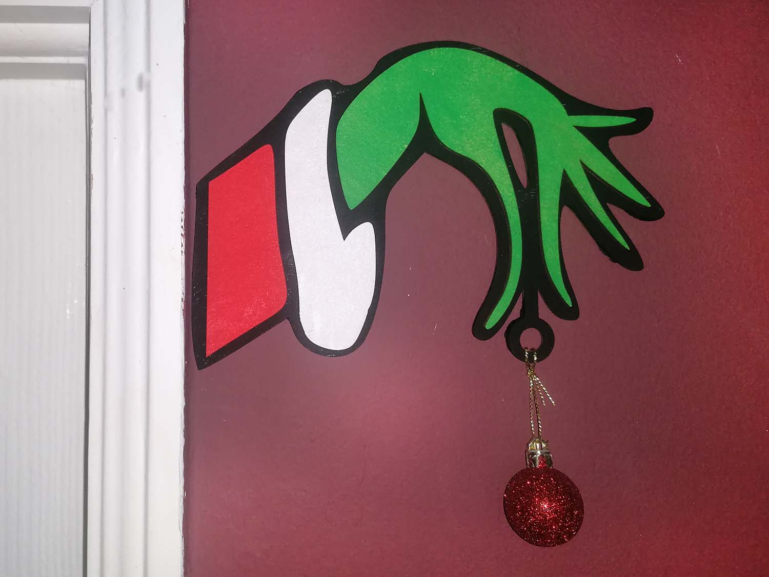 Grinch Hand Christmas Wall Decoration – PGFactory.ie